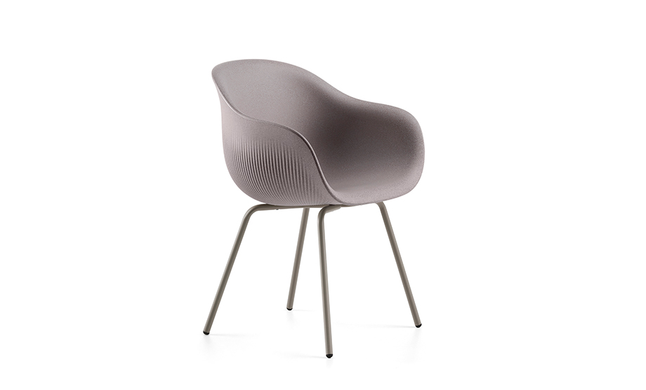 Fade Chair – Plust